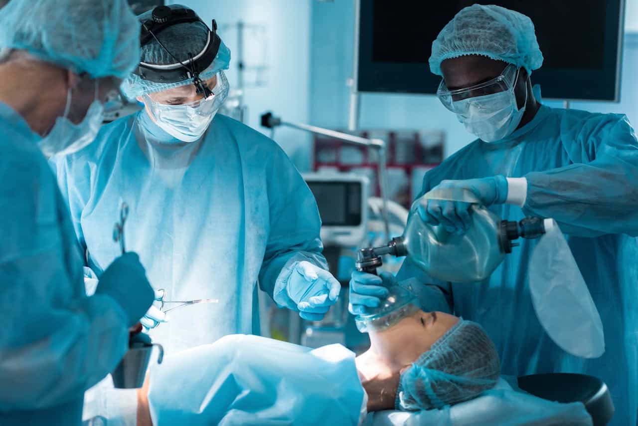 Local, Sedation, & General Anesthesia | NY Liposuction Center